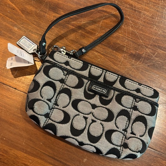Coach | Bags | Nwt Coach Sv Moonlight Wristlet Zipper Purse Clutch ...